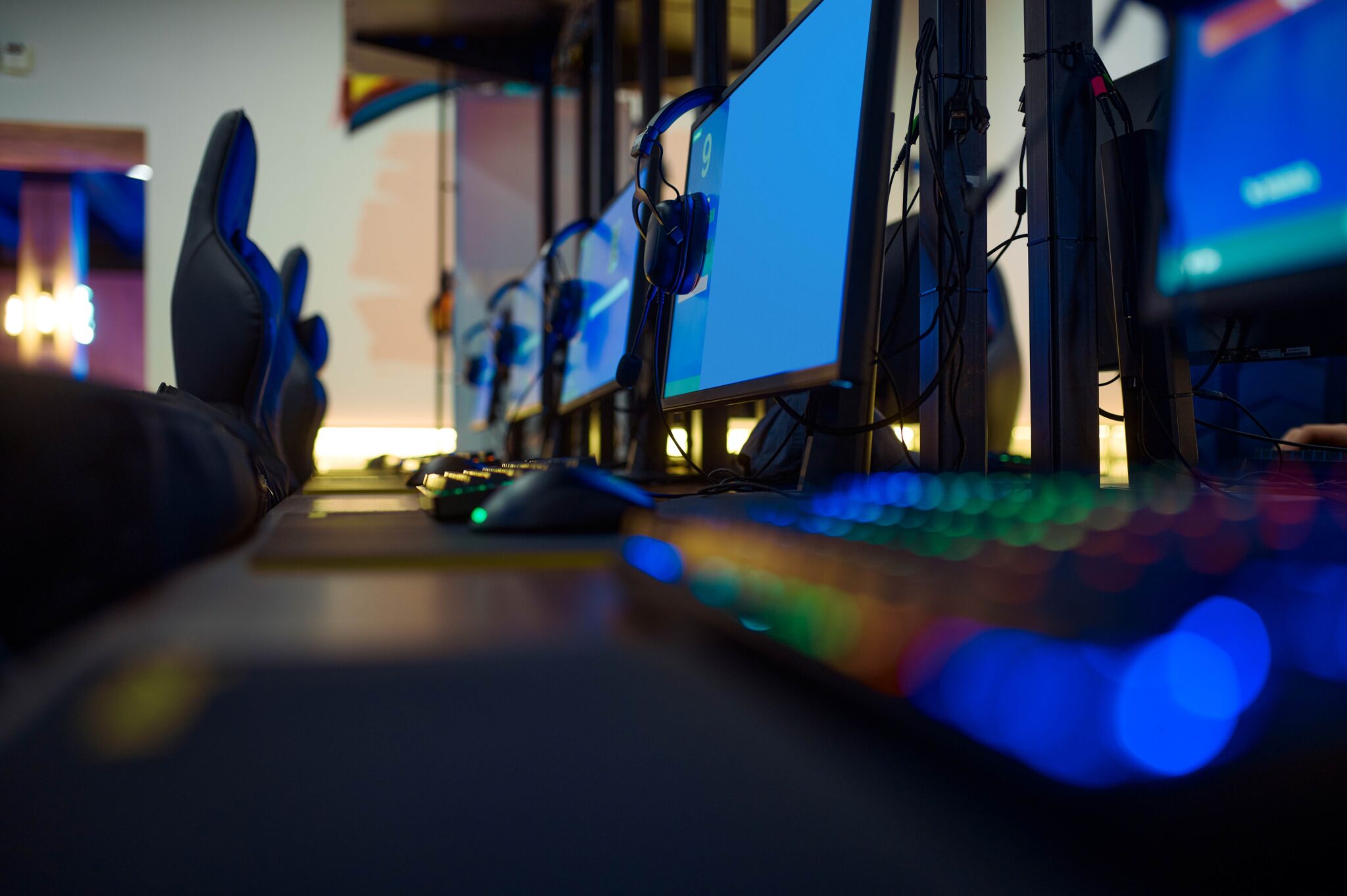 Inside a Pro Gamer's Schedule: The Realities of Daily Training